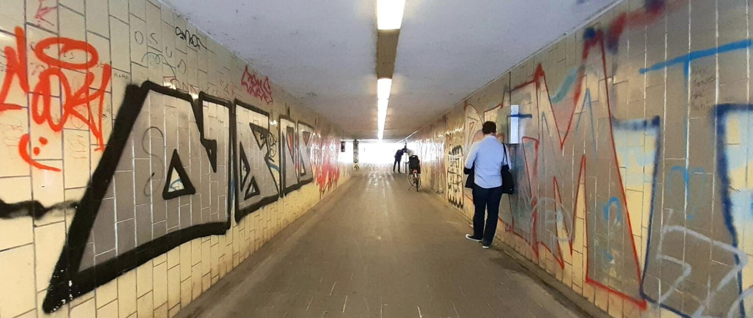 Platz der Deutschen Einheit | Unterführung - WELT.KUNST.KASSEL ...